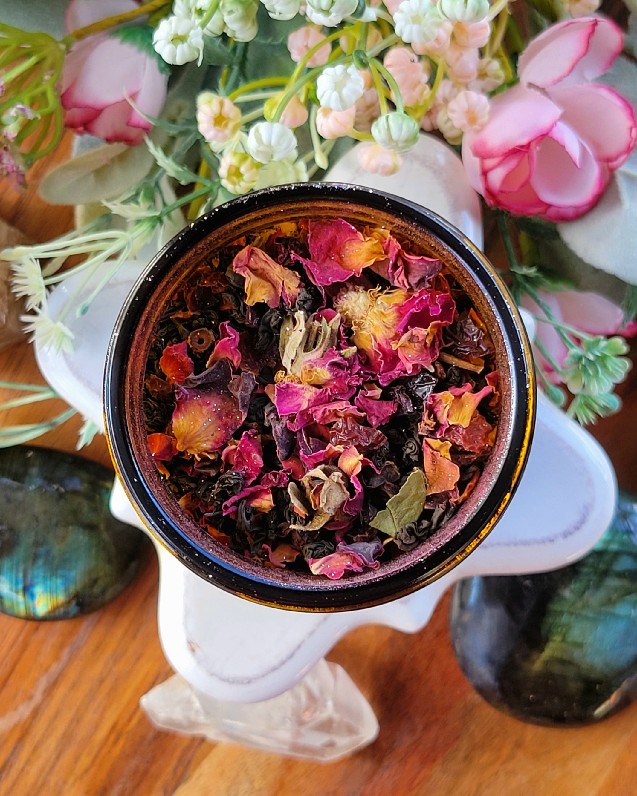 Elain Tea Blend: Black Tea with Rose – Ethereal Moony Teas